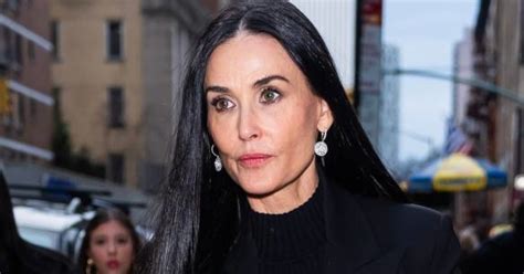 완벽한 파파라치 컷의 주인공은 따로 있다