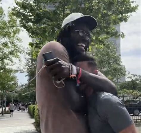 Yungkayo On Twitter This Why I Consciously Dont Make Friends With Tall Niggas Wtf😭