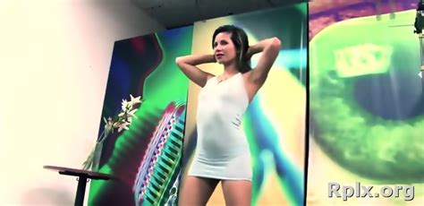 Sexual Japanese Maid Laura Behaves Like Whore Eporner