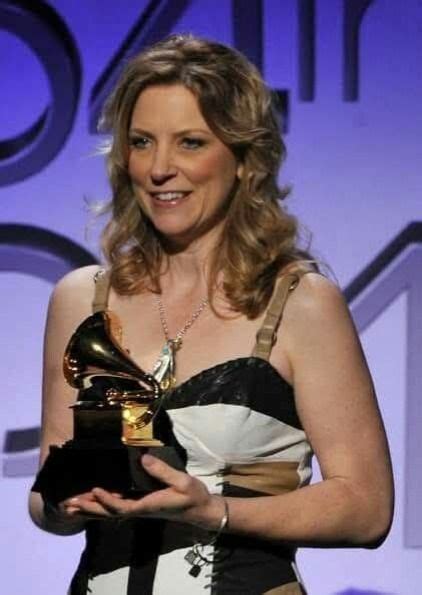 Susan Tedeschi Susan Tedeschi Outfits 2023 Susan Tedeschi Outfit