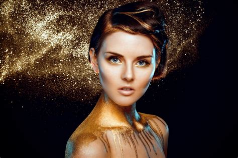 Sensual And Unusual Model Poses For Photo Shoots