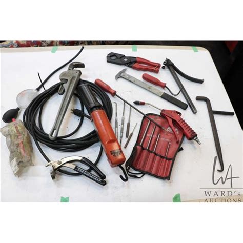 Mac Tools Including Two Seal Pullers Punch Set O Ring Picks Air Blower And Trouble Light And Snap