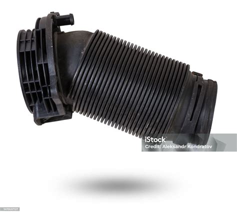 공기 덕트에서 자동차 엔진의 섭취 매니폴드 필터에 텍스처 재료와 검은 플라스틱으로 공기를 조절하고 먼지가 실내로 유입되는 것을