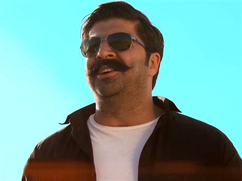 Behnam Bani Hame Donyam Video Navahang