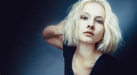 20 Choses Que Les Filles Avec Des Petits Seins Sont