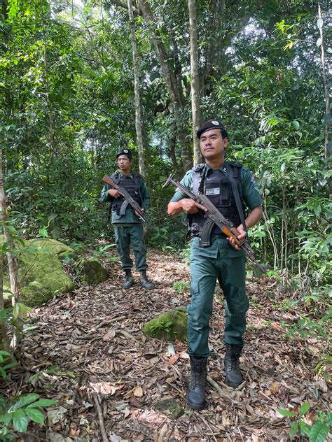 វរសេនាតូចនគរបាលការ វរសេនាតូចនគរបាលការពារព្រំដែនគោកលេខ ៨២៧