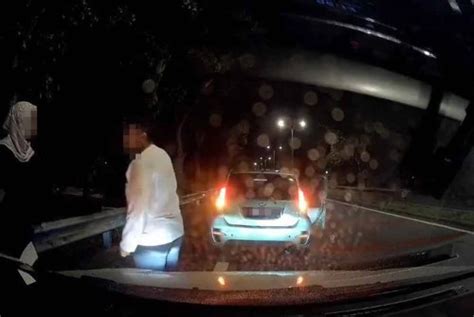 Sin Chew Editors Detained Over Flag Illustration Gaffe Updated Malaysia The Vibes