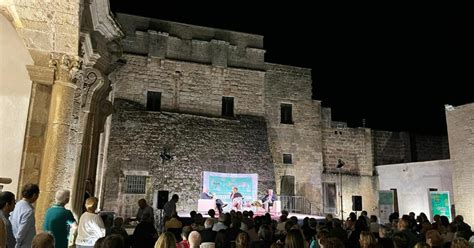 Salento Book Festival 2024 Torna La Rassegna Dedicata Alla “movida Dei