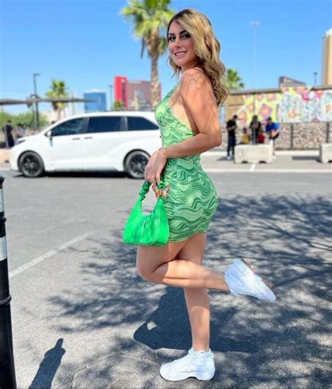 Carolina Castro ¿quién La Esposa De Oscar Burgos