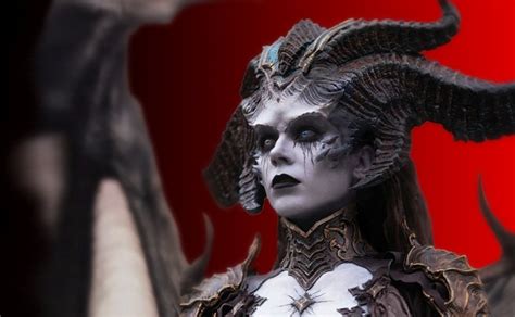 Meet The Official Lilith And Inarius Of Blizzcon Official Cosplays