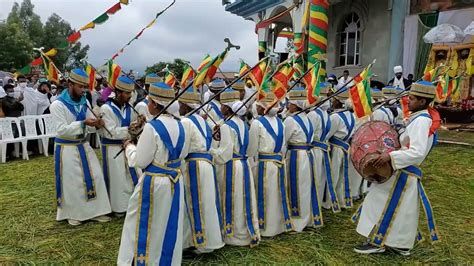 ወረብ ይቤላ ሕፃን ለእሙ ኢትፍርሂ እም ነበልባለ እሳት Youtube