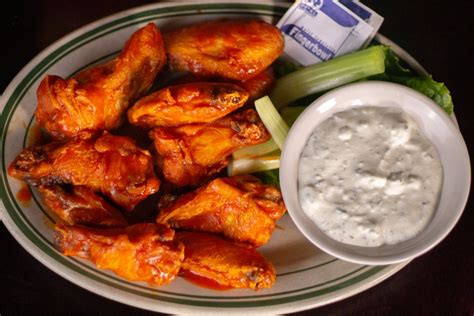 Specials — Luckys 13 Pub