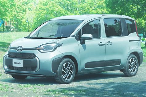 【2023年一番売れた車】コンパクト＆低燃費に加えて“遊び心”もある人気車top10