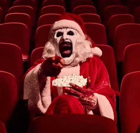 𝓐𝓻𝓽 𝓣𝓮𝓻𝓻𝓲𝓯𝓲𝓮𝓻 3 Scary Christmas Pfp Scary Santa Claus Art The