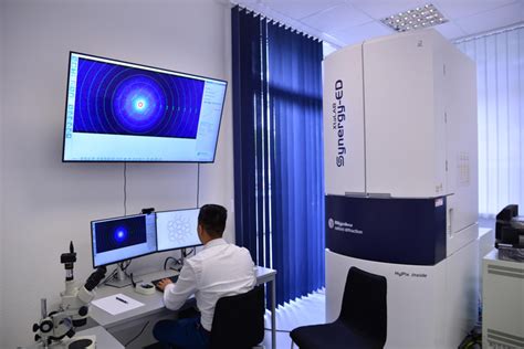 World Class Center For Single Crystal Electron Diffraction Will Be Uk First