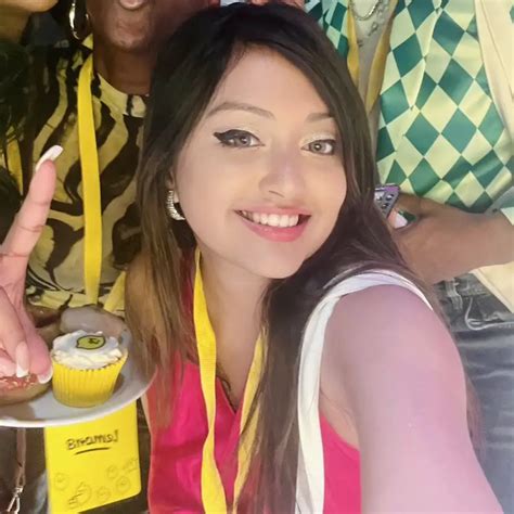 Anushka Posted A Contribution Gallery Posted By Anushka Lemon