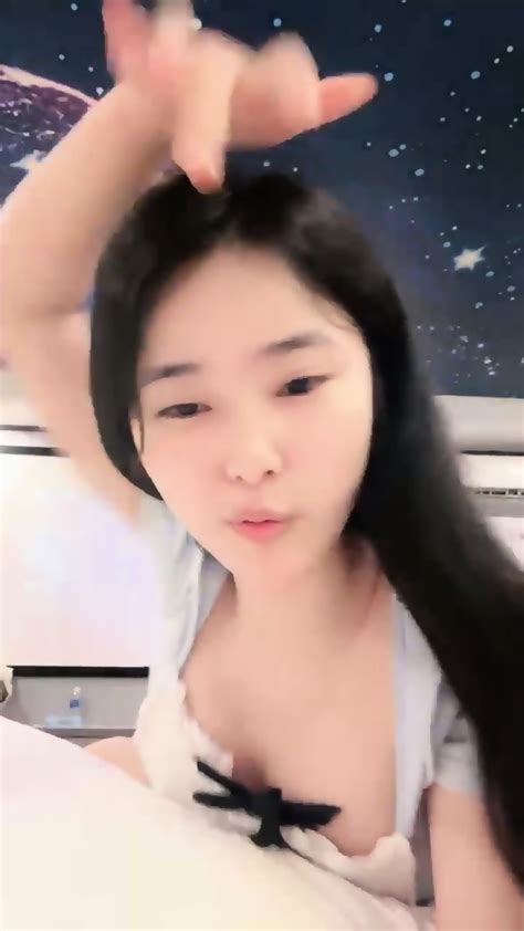 像吴宣仪一样的甜妹 02 Eporner