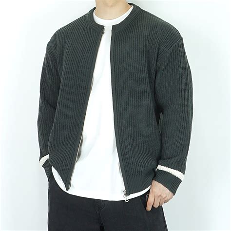 남자 흑청 와이드 데님 팬츠 봄 가을 코디 추천 투턱 다트 디테일로 트렌디하게~ 네이버 블로그