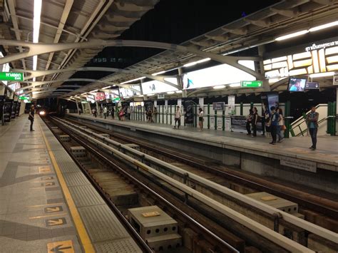 무료 이미지 선로 철도 건물 시티 수송 기차역 대중 교통 지하철 역 트랙 단말기 승객 대도시 지역 빠른