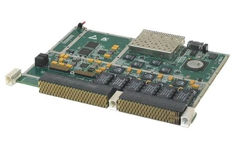 C670 6u Vpx Managed Gigabit Ethernet Switch With 24 Gbe Ports And Four 10 Gbe Ports