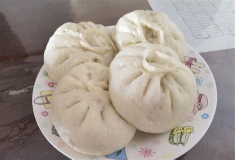 【牛肉萝卜馅包子的做法步骤图，怎么做好吃】悠妈吖下厨房