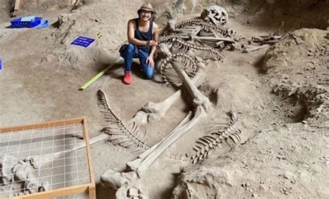 Mystery Of Giant Skeleton Fighting Python In Thai Cave Solved