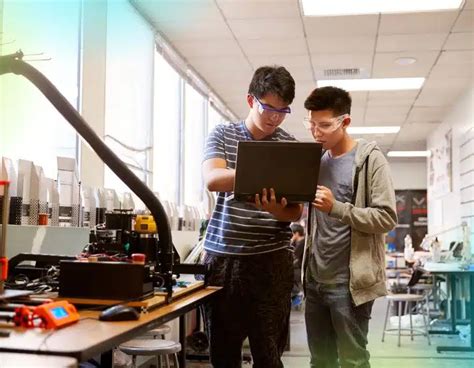 Essential Skills To Develop Before Joining A Coding Internship