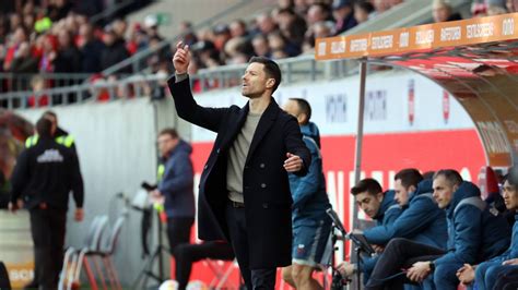 Чаби Алонсо Нямам какво ново да кажа за бъдещето ми не гледам таблицата и не мисля за май месец