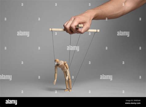 Puppet Strings Brain Hi Res Stock Photography And Images Alamy