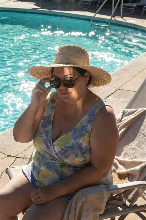 24 Flattering Plus Size Summer Outfits For Women Over 50