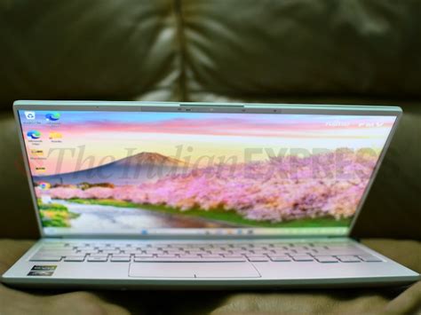 Fujitsu Fmv Uh X Laptop Review Speedy And Lightweight Technology News The Indian Express