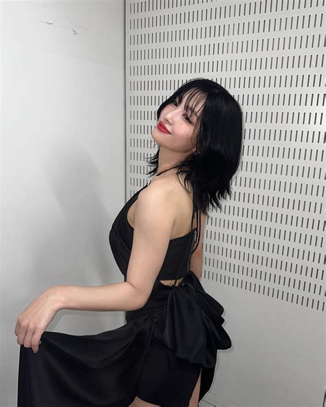 230722 Momo Instagram Update Kpopping