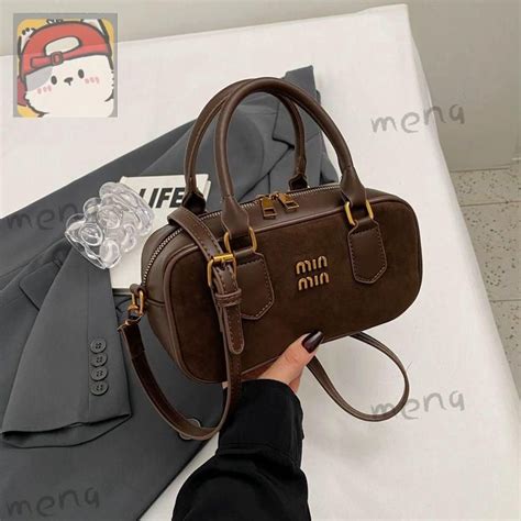 Miu Miu Сумка на плечо купить на Ozon по низкой цене 2959166546