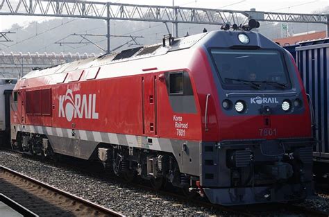 Kjclub 신형7600系디젤 전기기관차 시험운전 시작