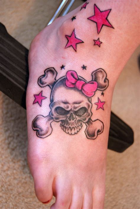 Girly Skull Tattoo Pin By Mary Fortunato Karpinski On Fantasy Art Bow Combine Stars