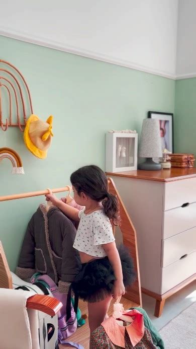 ‎آمیساچوب تخت و کمد چوبی نوزاد نوجوان‎ ‎ویدئوی ارسالی از اتاق دلوان