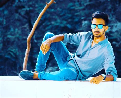 Mayur Deshmukh Photo Shoot Poses Photoshoot Poses Poses Photoshoot