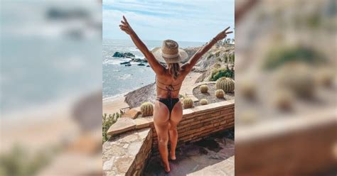 Jessie James Decker S Hottest Photos