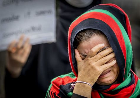 El Vídeo De Una Manifestación De Mujeres Contra Los Talibanes Es De Irán