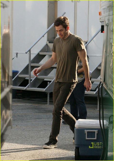 Pin By Sakura6879🌷 On Chris Pine Cute Guys Chris Pine Guys