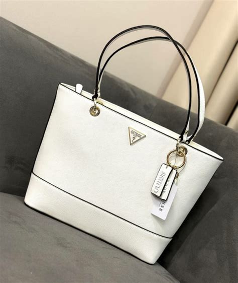 GUESS Сумка шоппер - купить с доставкой по выгодным ценам в интернет ...