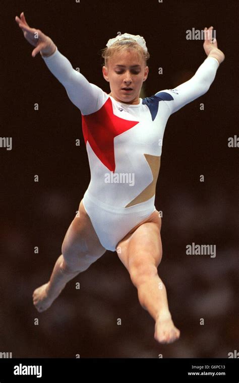 Gymnastics Atlanta Olympics Usas Shannon Miller Leaps On The Beam