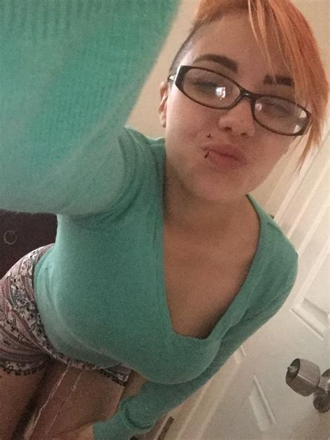 New Here😘 R Girlswithglasses