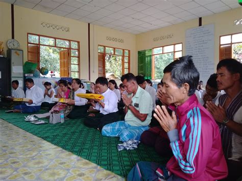 ပိုင်ကျုံမြို့ အခြေခံပညာအထက်တန်းကျောင်း၌ စုပေါင်းဝါဆိုသင်္ကန်းကပ်လ