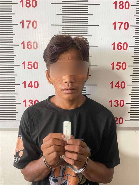 ទើបចេញពីពន្ធនាគារ មិនរាងចាលធ្វេីសកម្មភាពឆក់ទូរស័ព្ទបានហេីយតែរត់មិនរួចសមត្ថកិច្ចឃាត់ខ្លួន