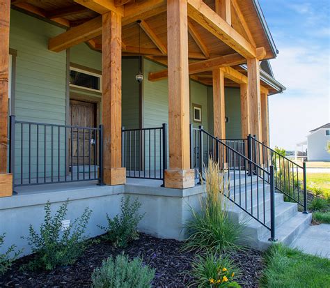 Aluminum Composite Vinyl And Steel Railings Rdi Railing