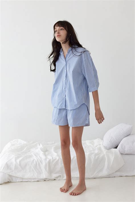 코지 스트라이프 반팔 여름 여성 잠옷 세트 반바지 셔츠 파자마 블루 감도 깊은 취향 셀렉트샵 29cm