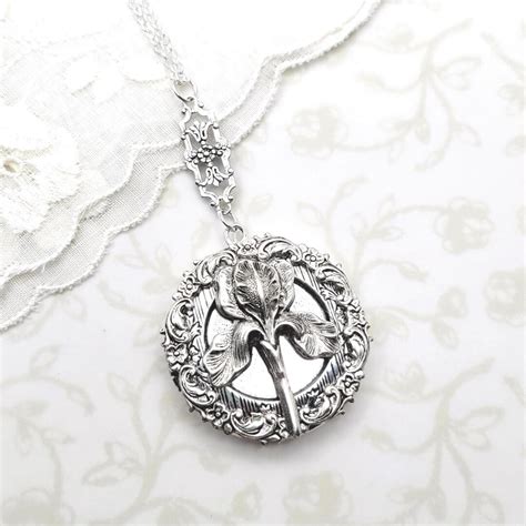 Silver Iris Floral Locket With Wreath Garden Woodland Flowers Gardener Photo Locket Hidden