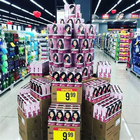 CIRCULAR DISPLAY ADALAH JENIS DISPLAY YANG MENGELILILINGI AREA TERTENTU RAK SUPERMARKET