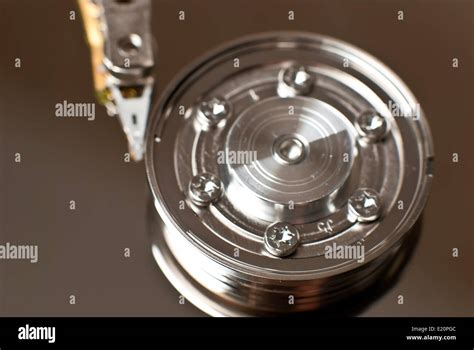 Hard Drive Clean Room Hi Res Stock Photography And Images Alamy